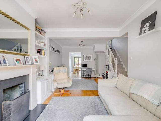 3 Bedroom Terraced House