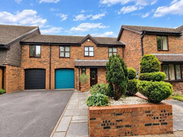 3 Bedroom Terraced House
