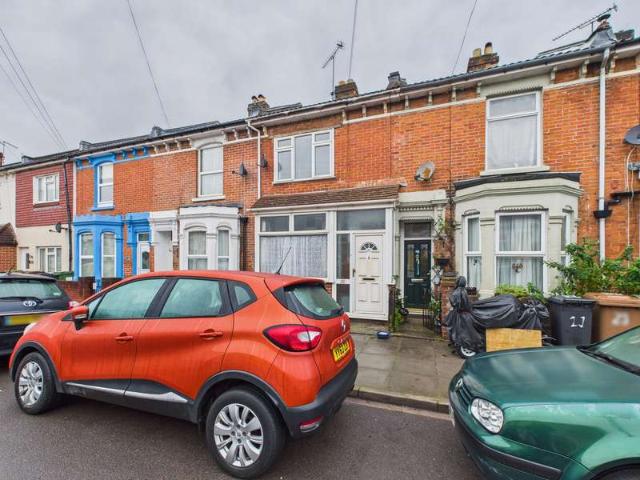 3 Bedroom Terraced House
