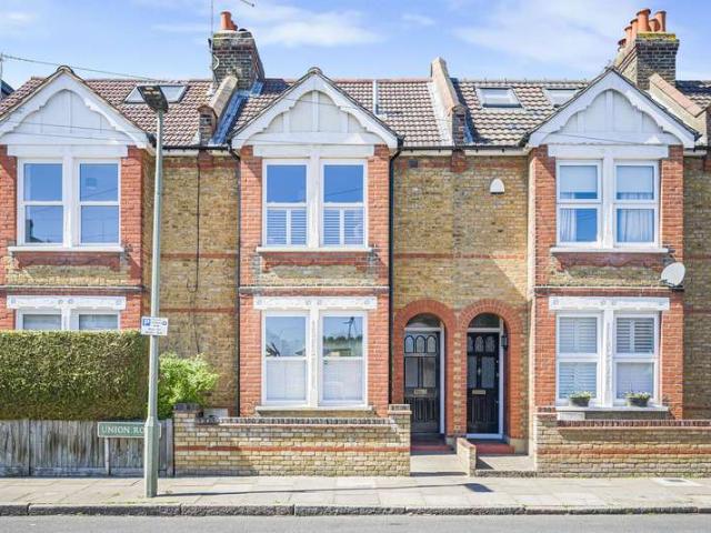 3 Bedroom Terraced House