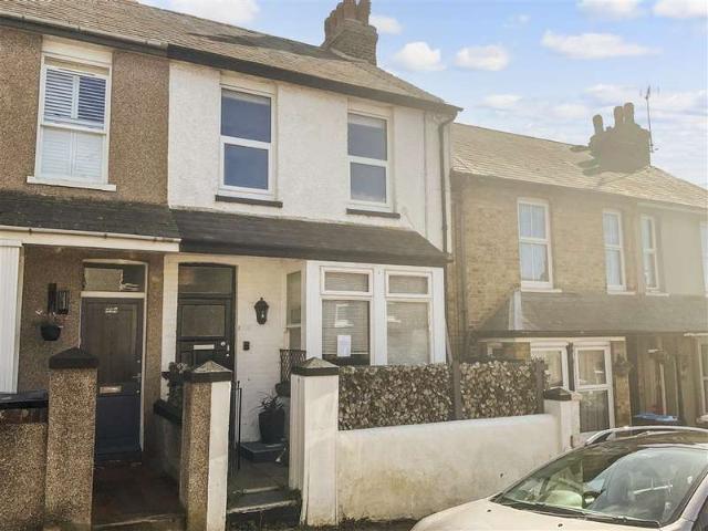 3 Bedroom Terraced House