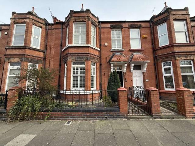3 Bedroom Terraced House