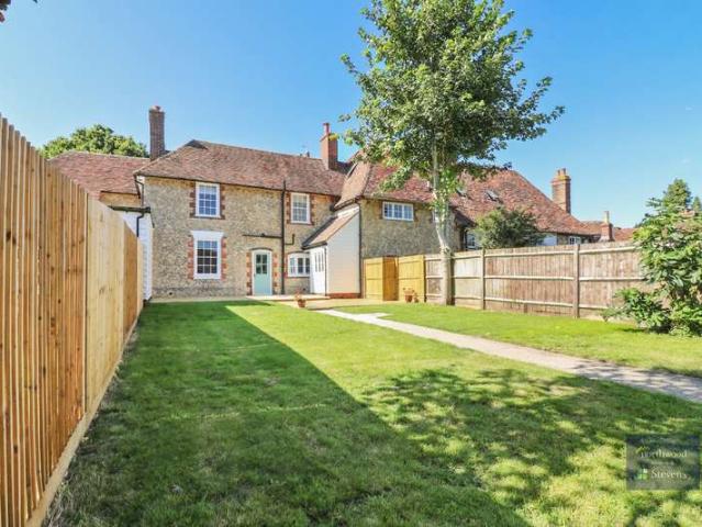 3 Bedroom Terraced House