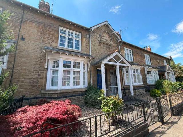 3 Bedroom Terraced House