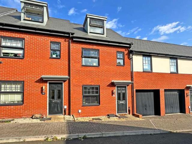 3 Bedroom Terraced House