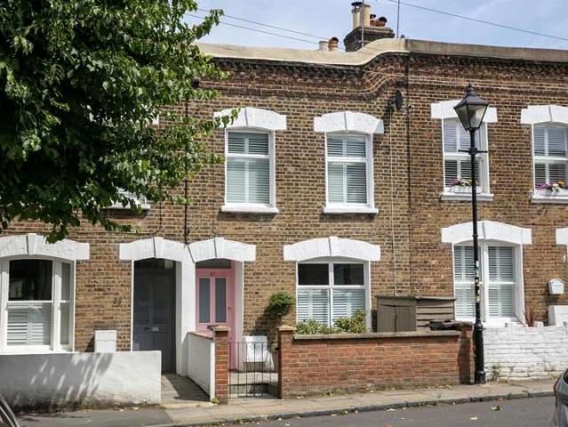 3 Bedroom Terraced House