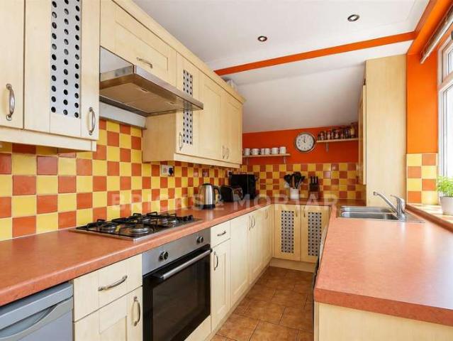 3 Bedroom Terraced House