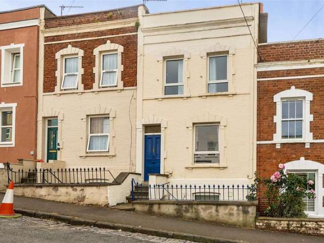 3 Bedroom Terraced House