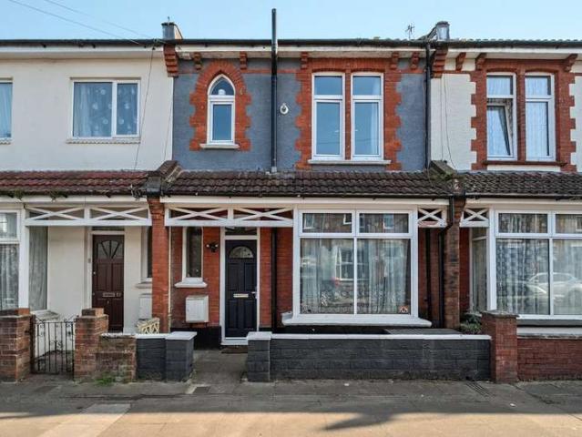 3 Bedroom Terraced House