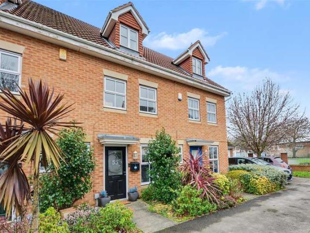 3 Bedroom Terraced House