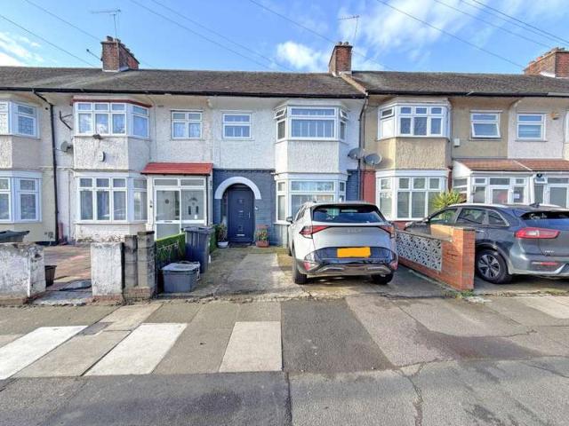 3 Bedroom Terraced House