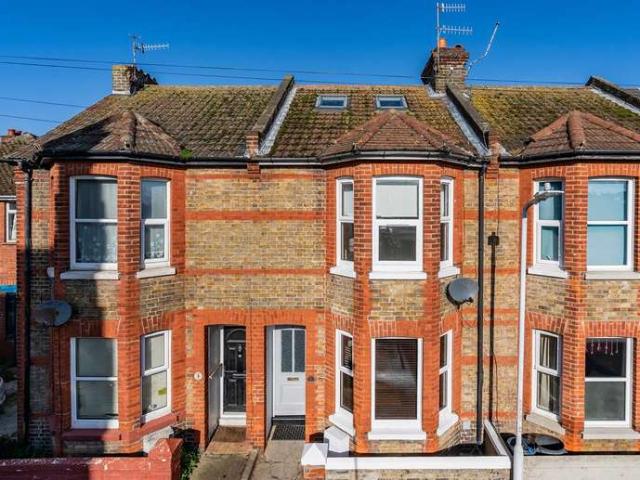 3 Bedroom Terraced House