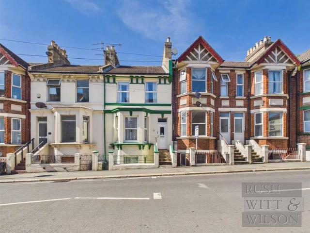 3 Bedroom Terraced House