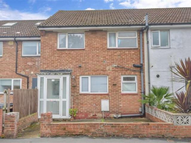 3 Bedroom Terraced House