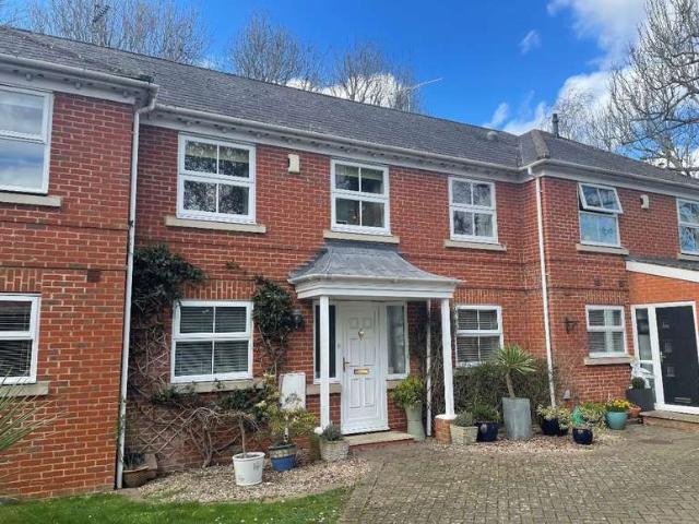 3 Bedroom Terraced House