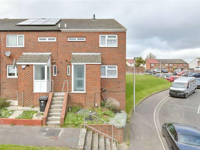 3 Bedroom End Of Terrace House