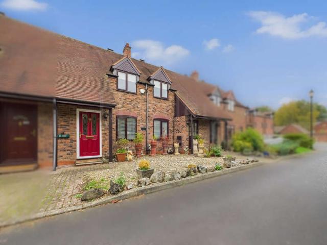 3 Bedroom Terraced House