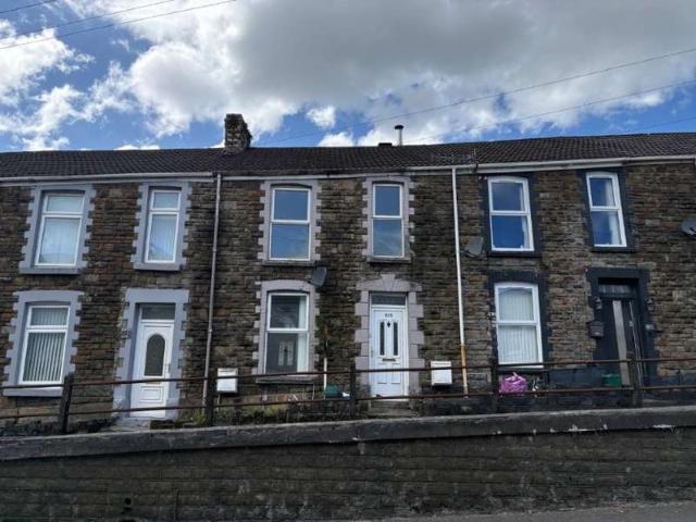 3 Bedroom Terraced House