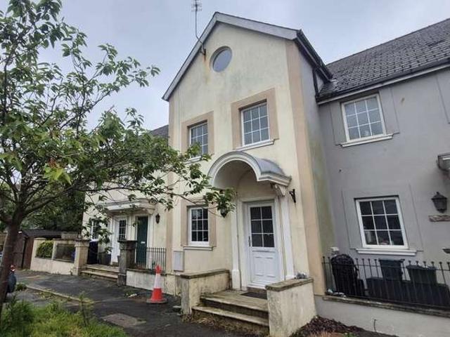 3 Bedroom Terraced House