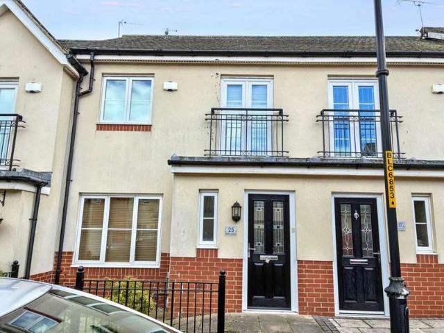 3 Bedroom Terraced House