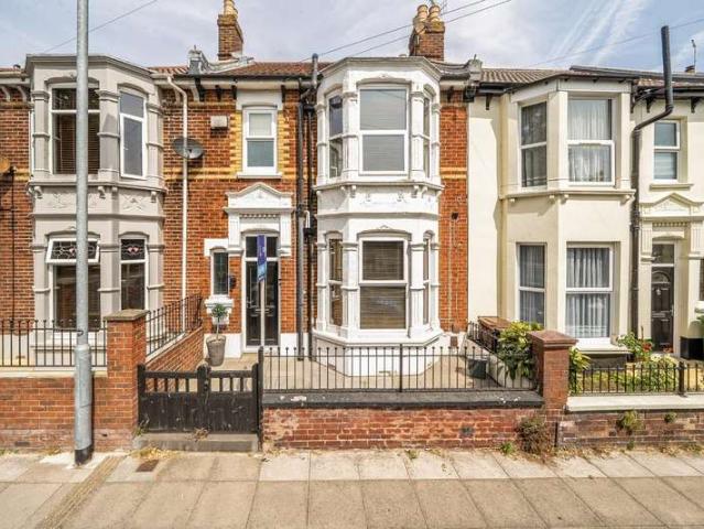 3 Bedroom Terraced House