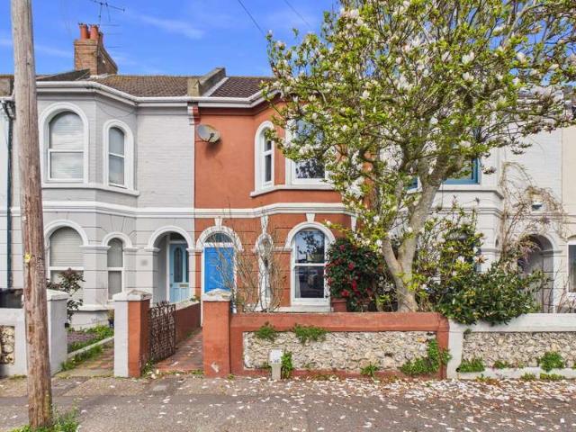3 Bedroom Terraced House