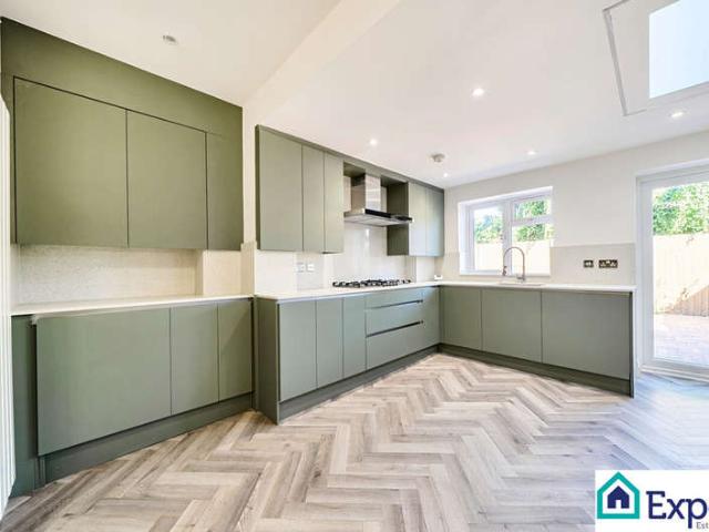 3 Bedroom Terraced House