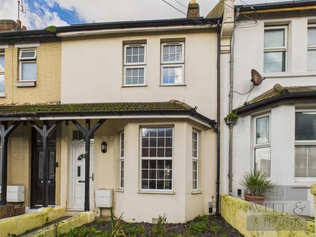 3 Bedroom Terraced House
