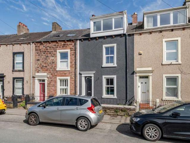 3 Bedroom Terraced House