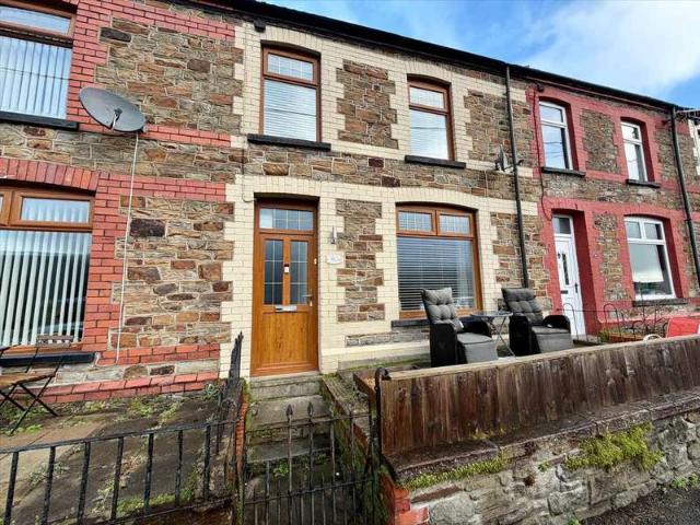 3 Bedroom Terraced House