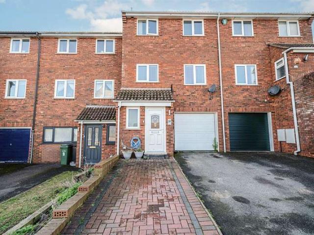 3 Bedroom Terraced House