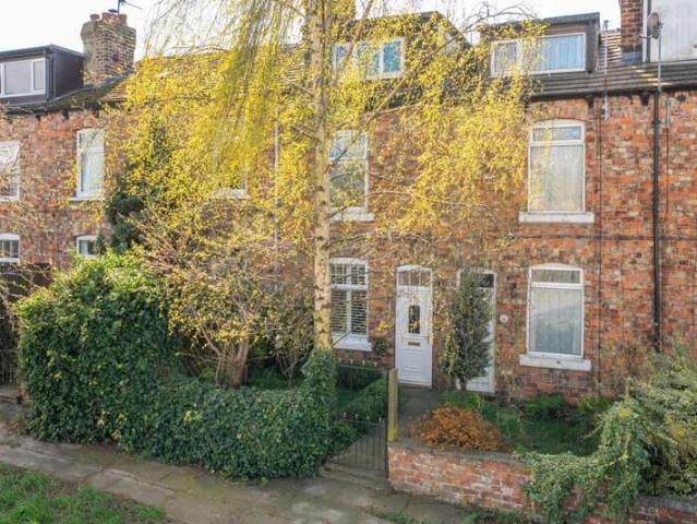 3 Bedroom Terraced House