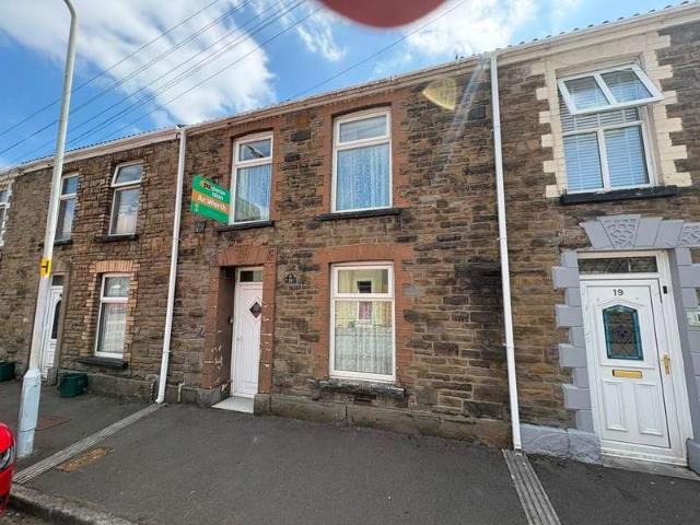 3 Bedroom Terraced House