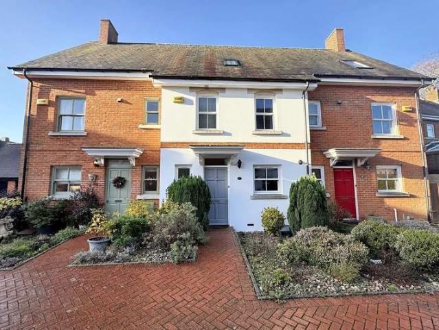 3 Bedroom Terraced House