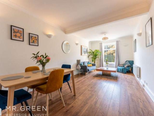 3 Bedroom Terraced House