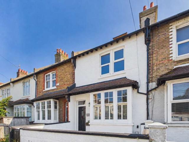 3 Bedroom Terraced House