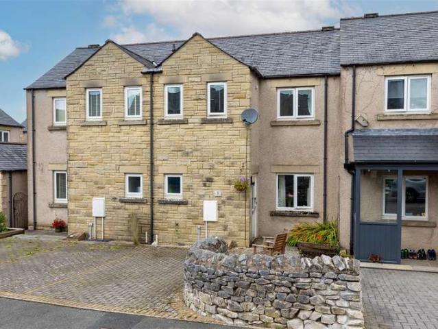 3 Bedroom Terraced House