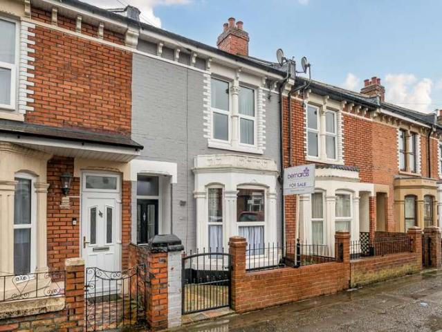 3 Bedroom Terraced House