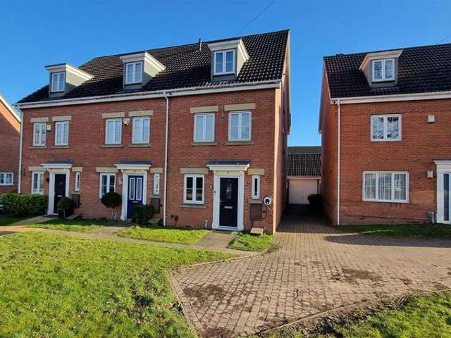 3 Bedroom Terraced House
