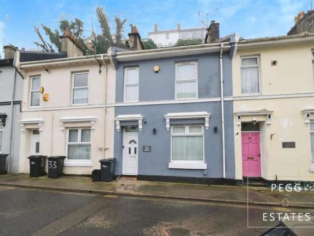 4 Bedroom Terraced House