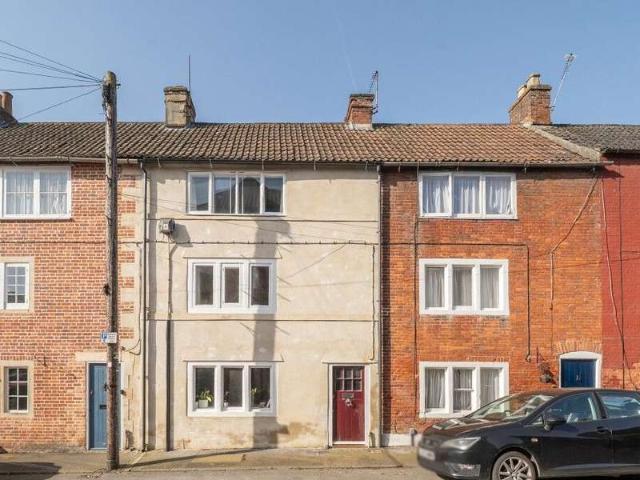 3 Bedroom Terraced House