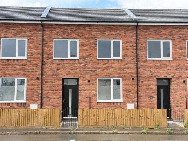 3 Bedroom Terraced House