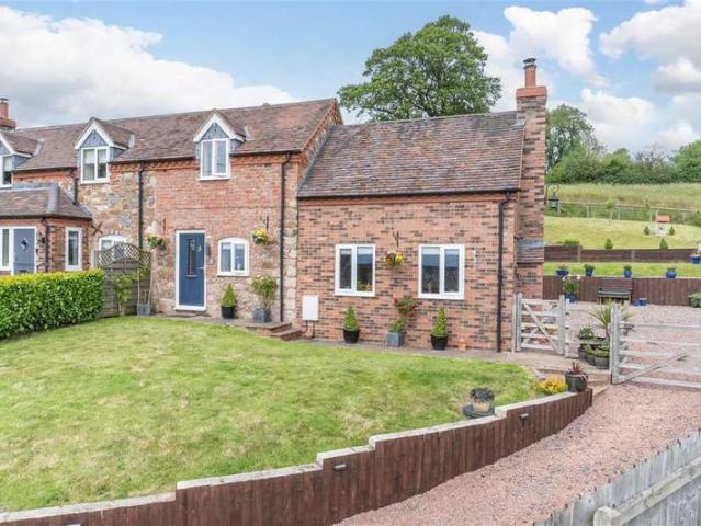 3 Bedroom Terraced House