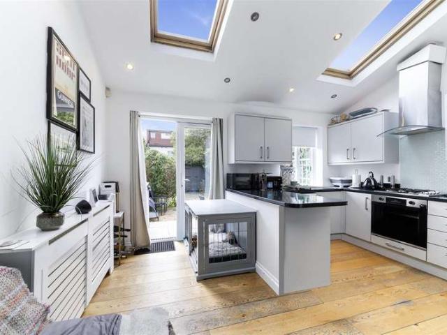 3 Bedroom Terraced House
