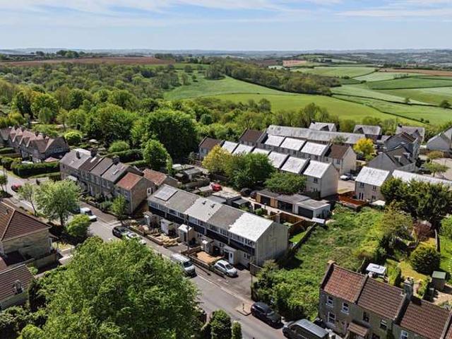 3 Bedroom Terraced House