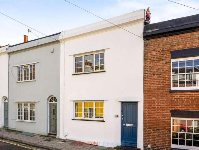 3 Bedroom Terraced House