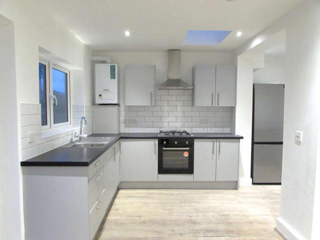 3 Bedroom Terraced House