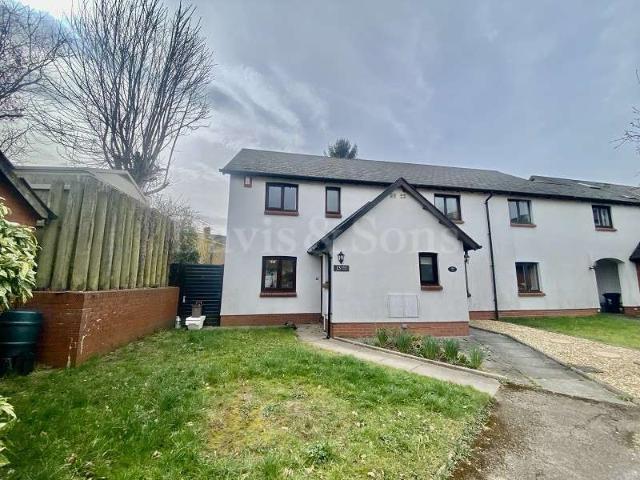 3 Bedroom Terraced House
