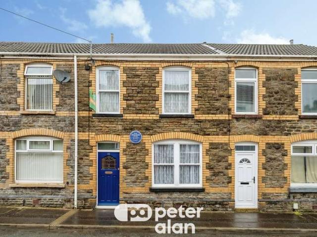 3 Bedroom Terraced House