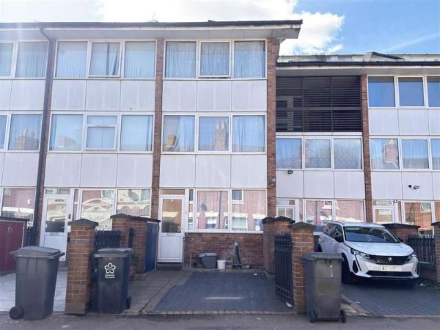 3 Bedroom Terraced House
